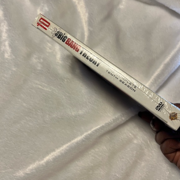 Media | Bluray The Big Bang Theory The Complete Tenth Season 3 Disc ...